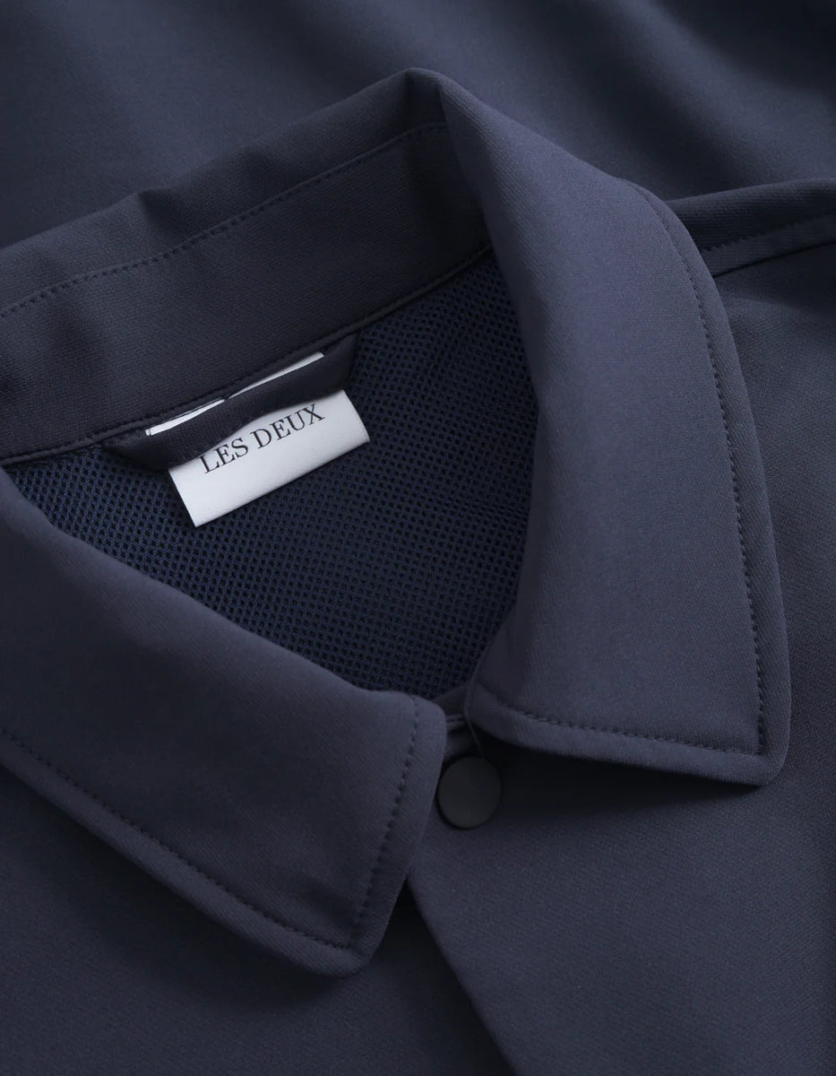 Les Deux Sebastian Tech Jacket - Dark Navy – Badger Clothing